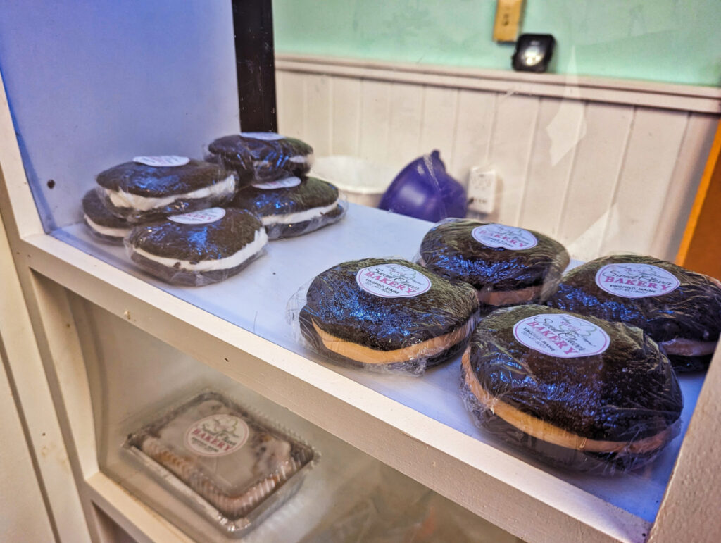 Whoopie Pies in Maine: What are They, Where to Get Them & a Great ...