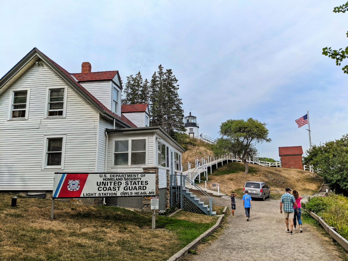 Owls Head Lighthouse State Park: a Beautiful (easy) Maine Hike